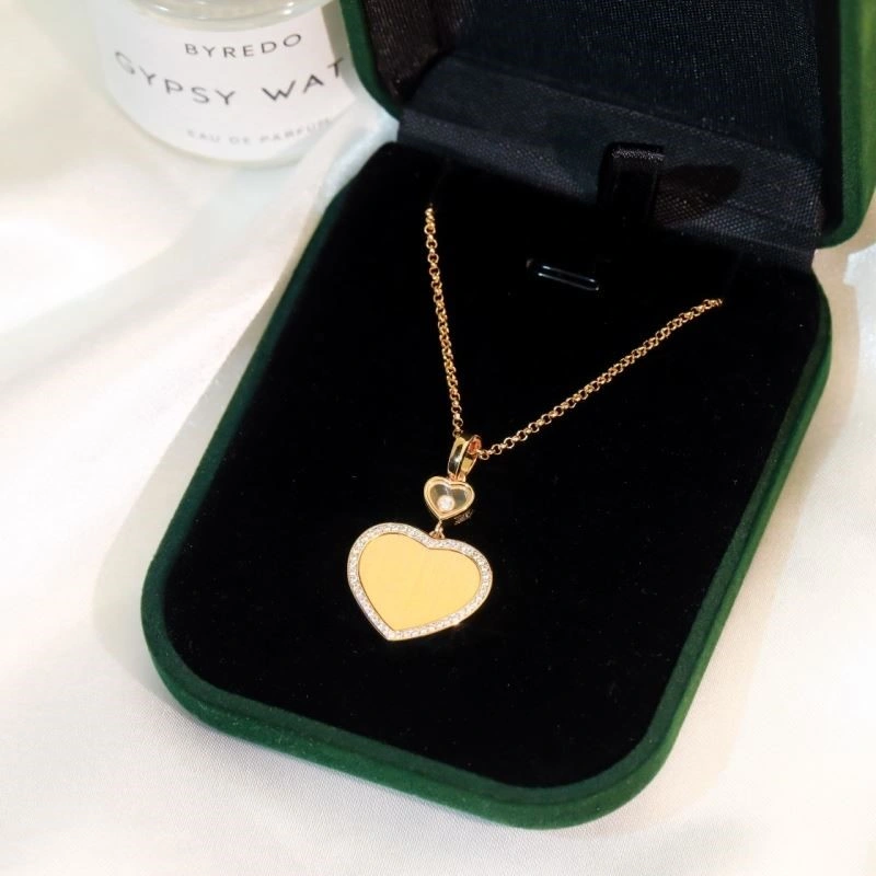 Reasonably priced Chopard Necklaces