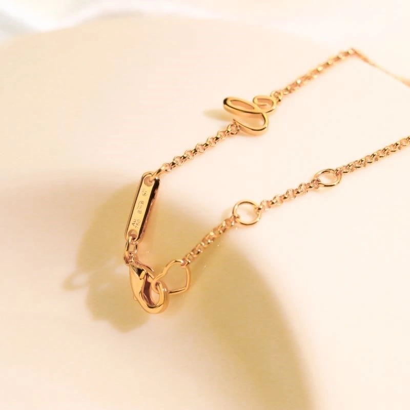 Reasonably priced Chopard Necklaces