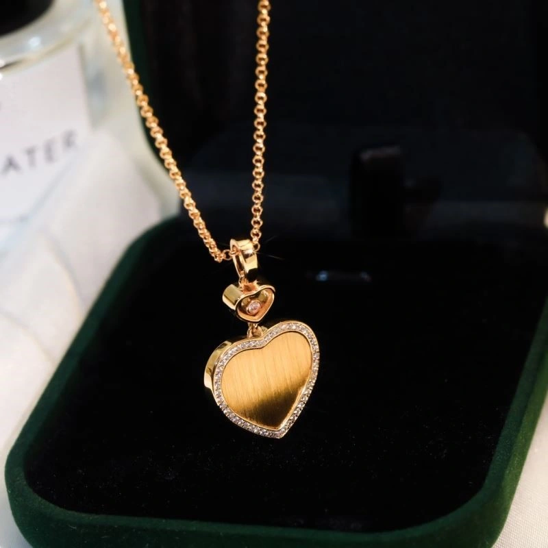 Reasonably priced Chopard Necklaces
