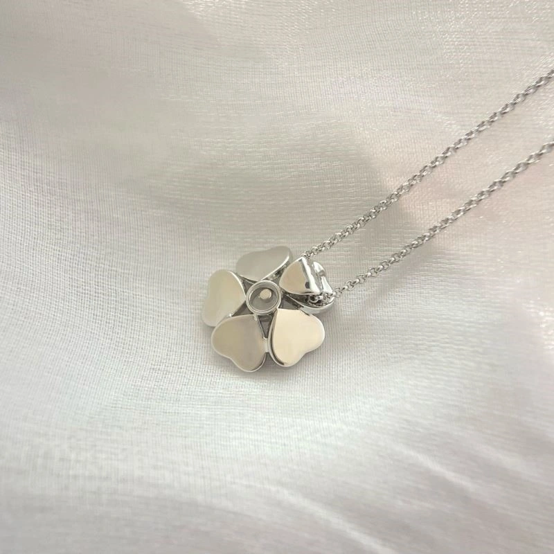 Value-priced Chopard Necklaces