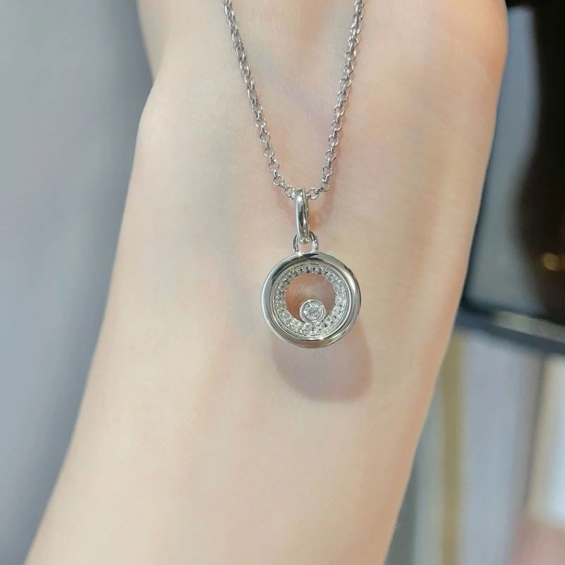 Top mirror Chopard Necklaces