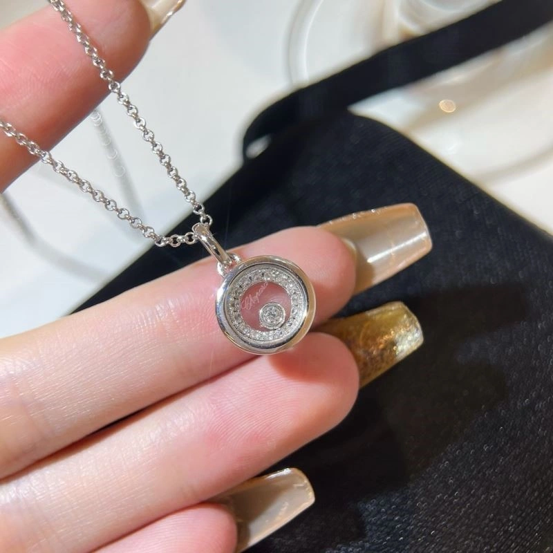 Top mirror Chopard Necklaces