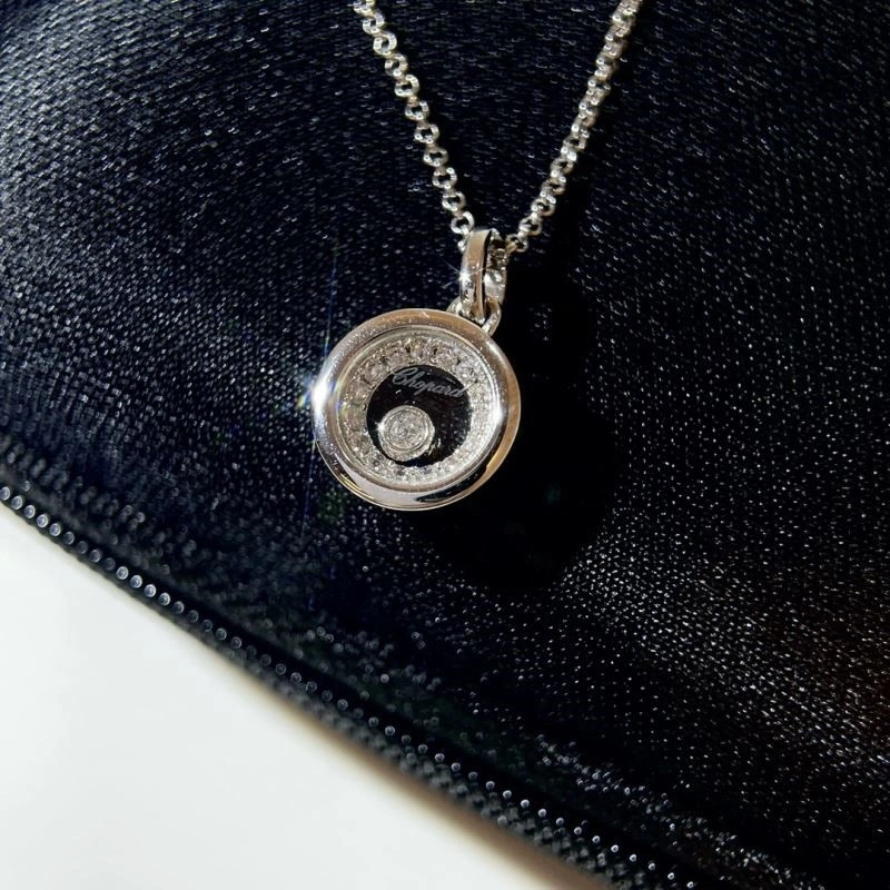 Top mirror Chopard Necklaces