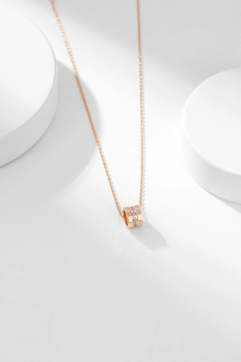 Top match Chopard Necklaces