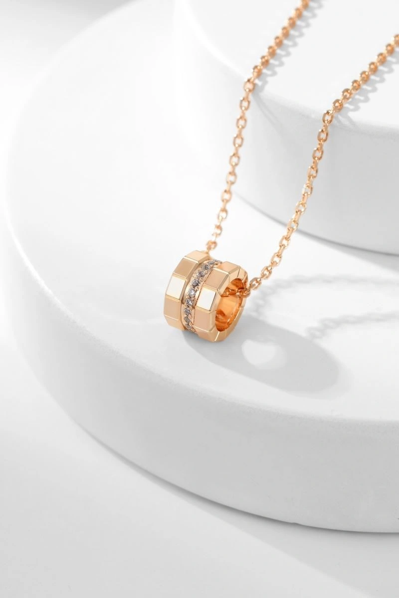 Top match Chopard Necklaces