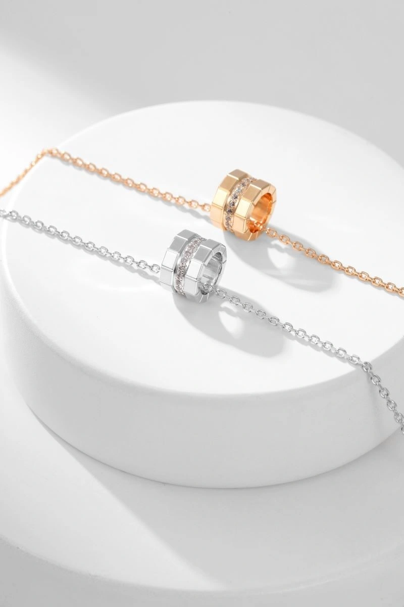 Top match Chopard Necklaces