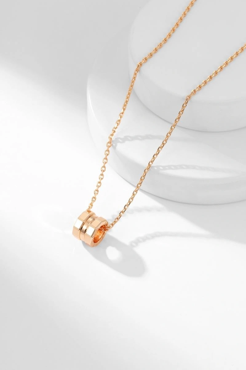 Top mirror Chopard Necklaces