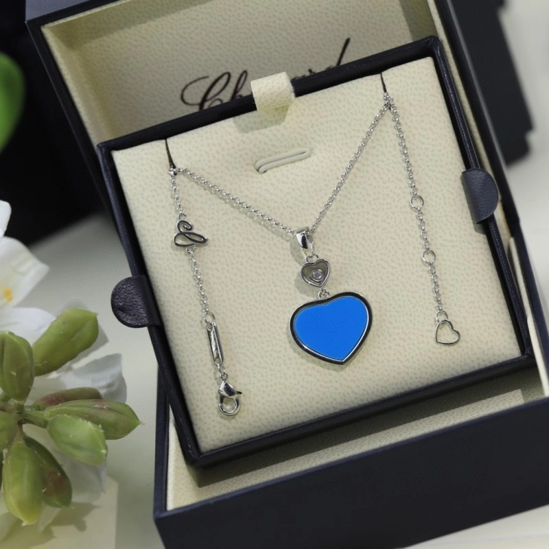 Bargain Chopard Necklaces