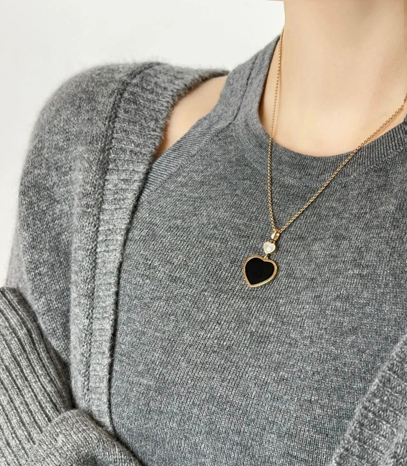 Bargain Chopard Necklaces