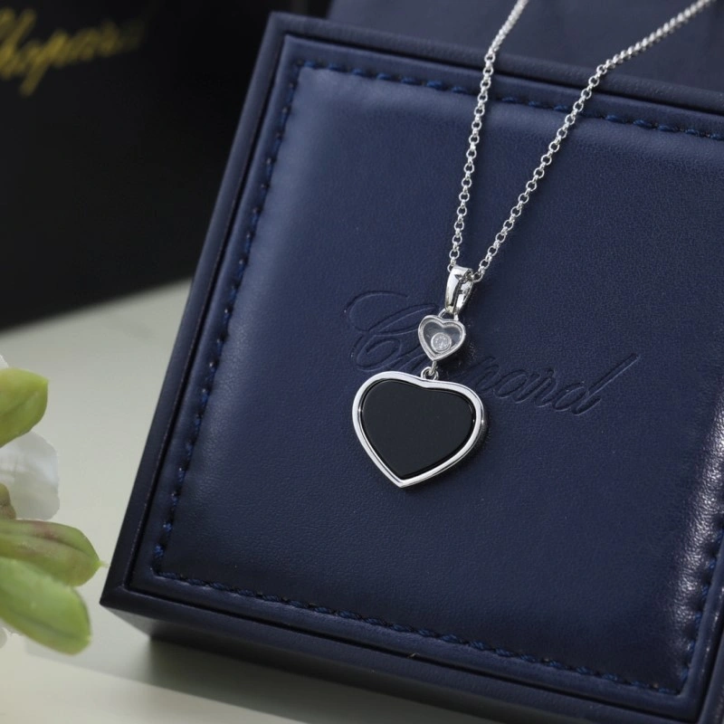 Bargain Chopard Necklaces