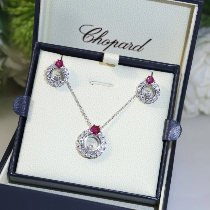 Discounted Chopard Necklaces
