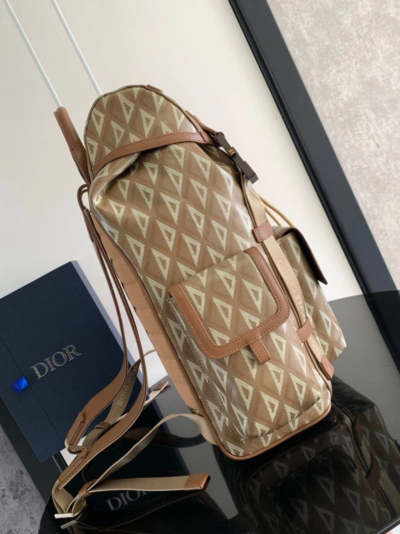 Accurate model Christian Dior Backpacks