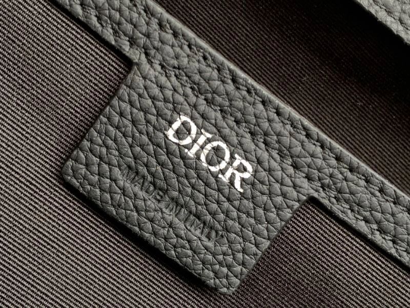 Accurate model Christian Dior Backpacks