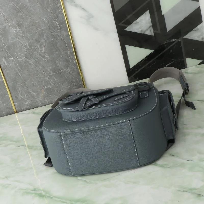 Accurate model Christian Dior Backpacks