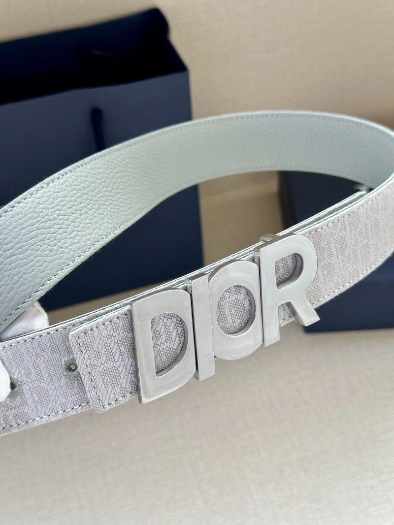 Accurate model Christian Dior Belts