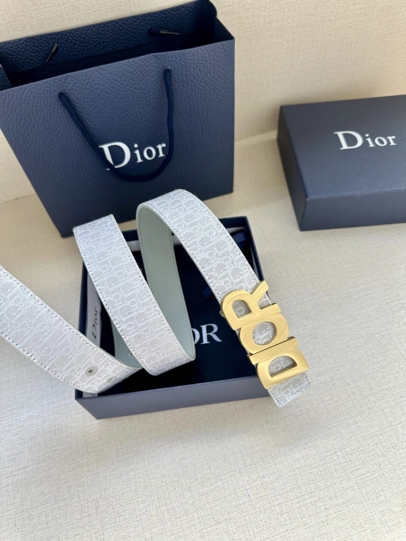 Accurate model Christian Dior Belts