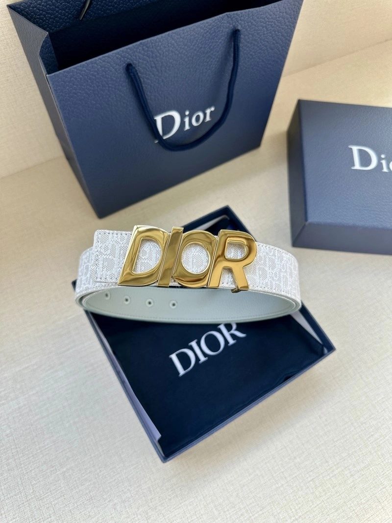 Accurate model Christian Dior Belts