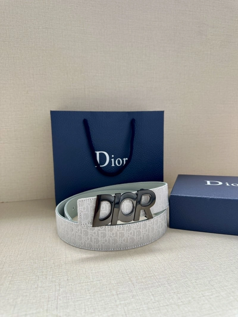 Accurate model Christian Dior Belts