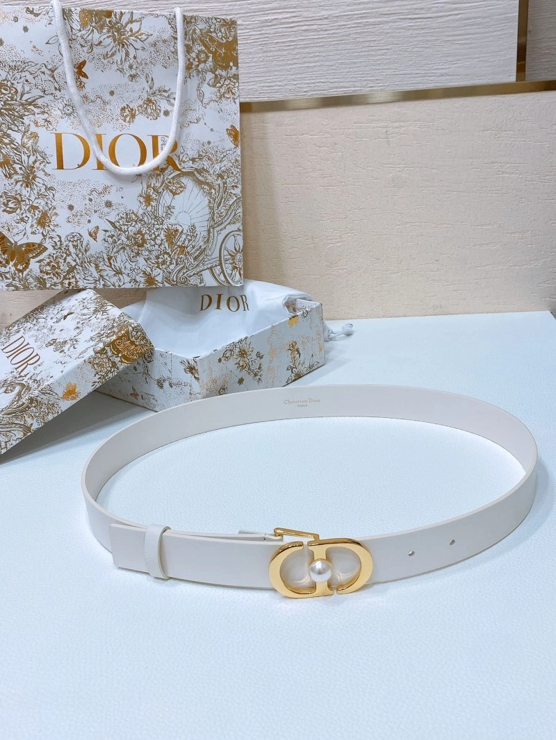 Accurate model Christian Dior Belts