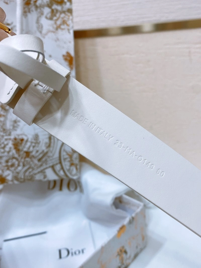 Accurate model Christian Dior Belts