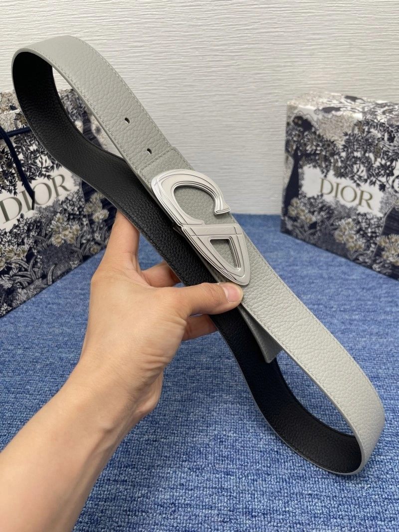 Accurate model Christian Dior Belts