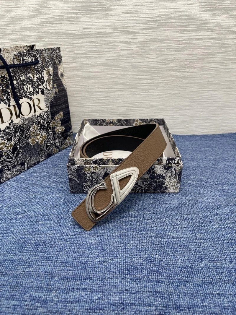Top mirror Christian Dior Belts