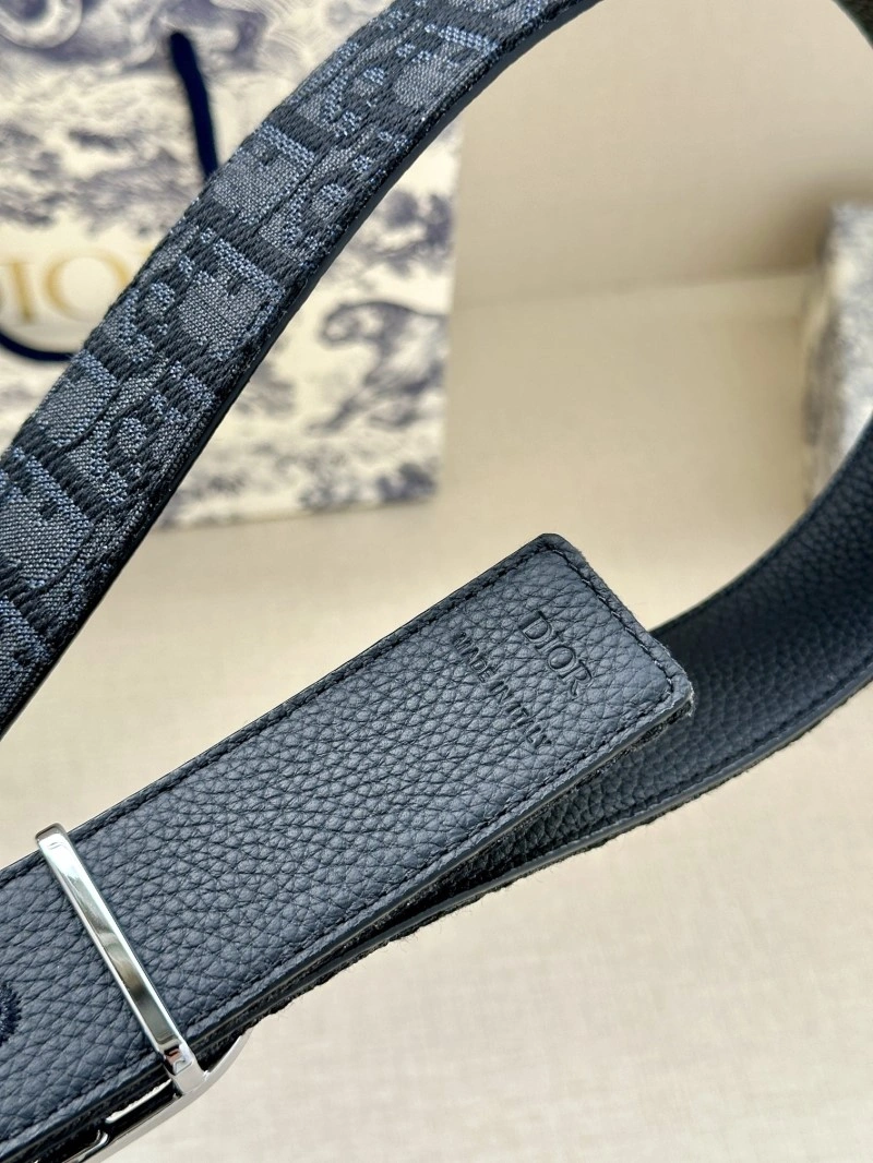 Top mirror Christian Dior Belts