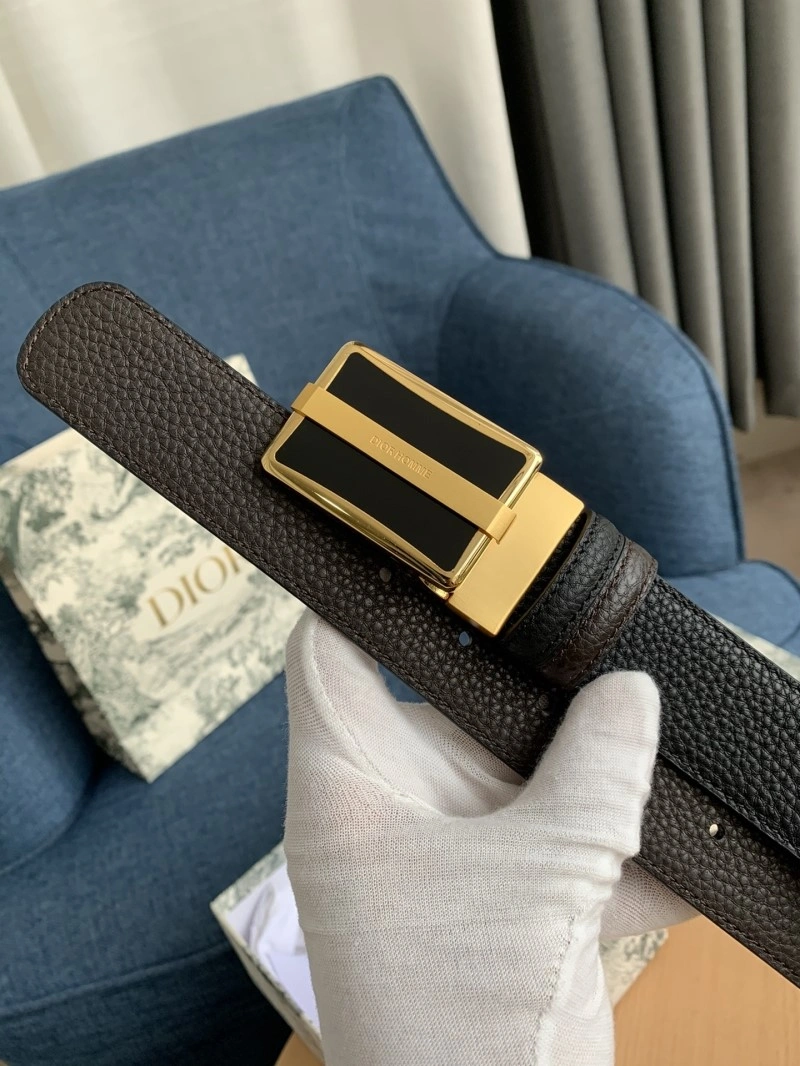 Top mirror Christian Dior Belts