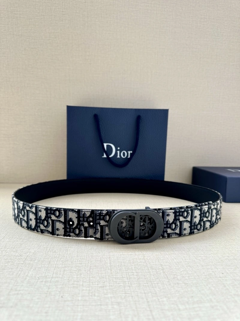 Accurate model Christian Dior Belts