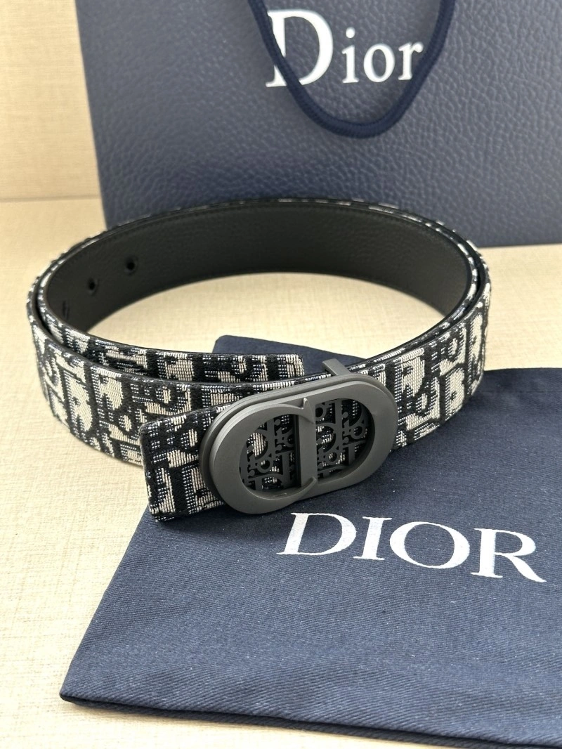 Accurate model Christian Dior Belts