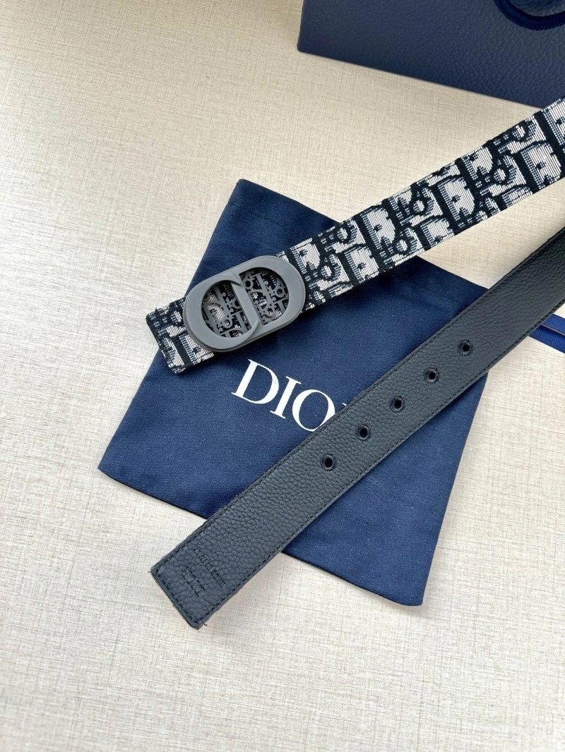 Accurate model Christian Dior Belts