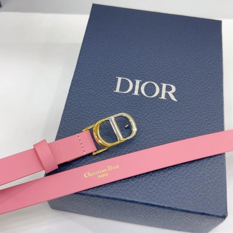 Accurate model Christian Dior Belts