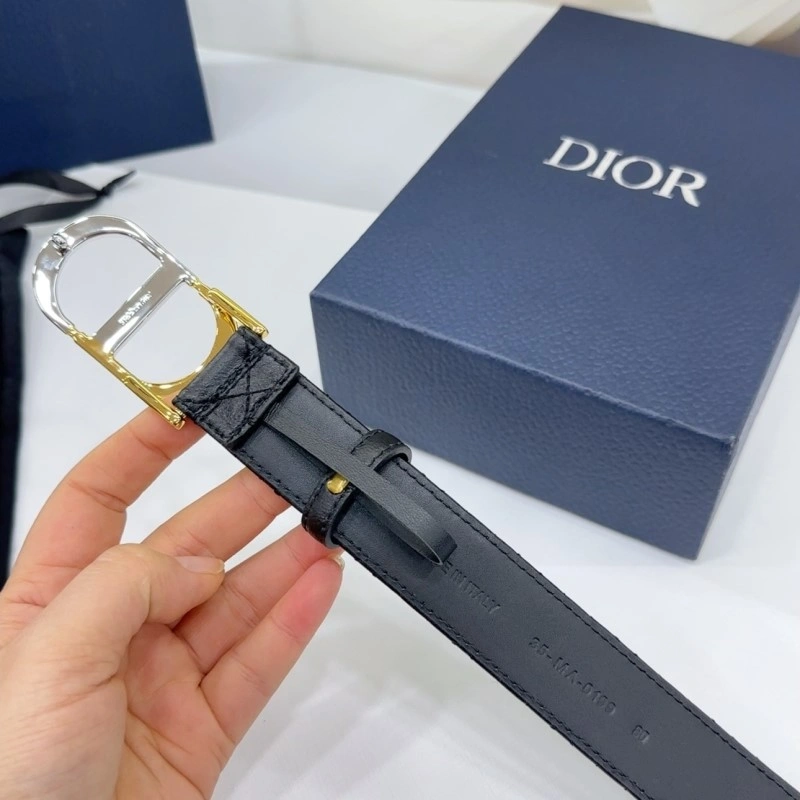 Top mirror Christian Dior Belts