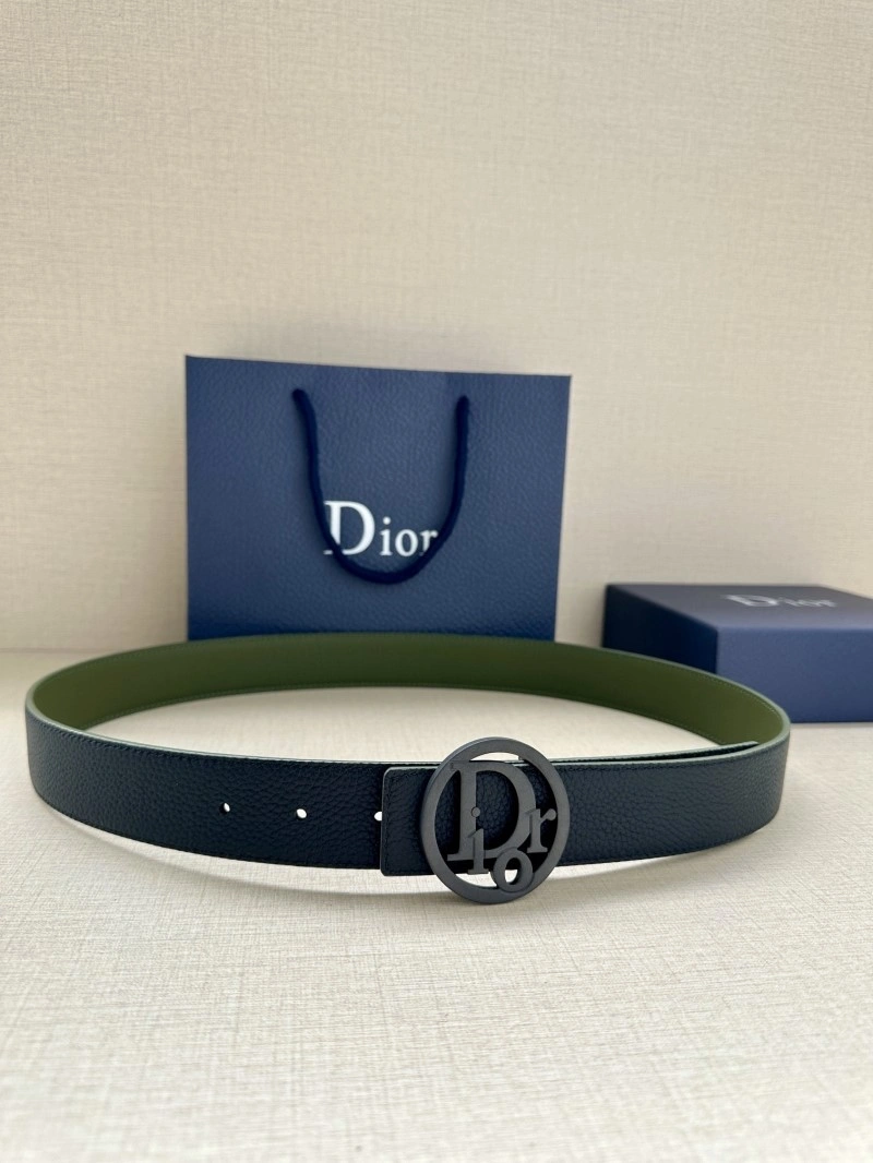 Accurate model Christian Dior Belts