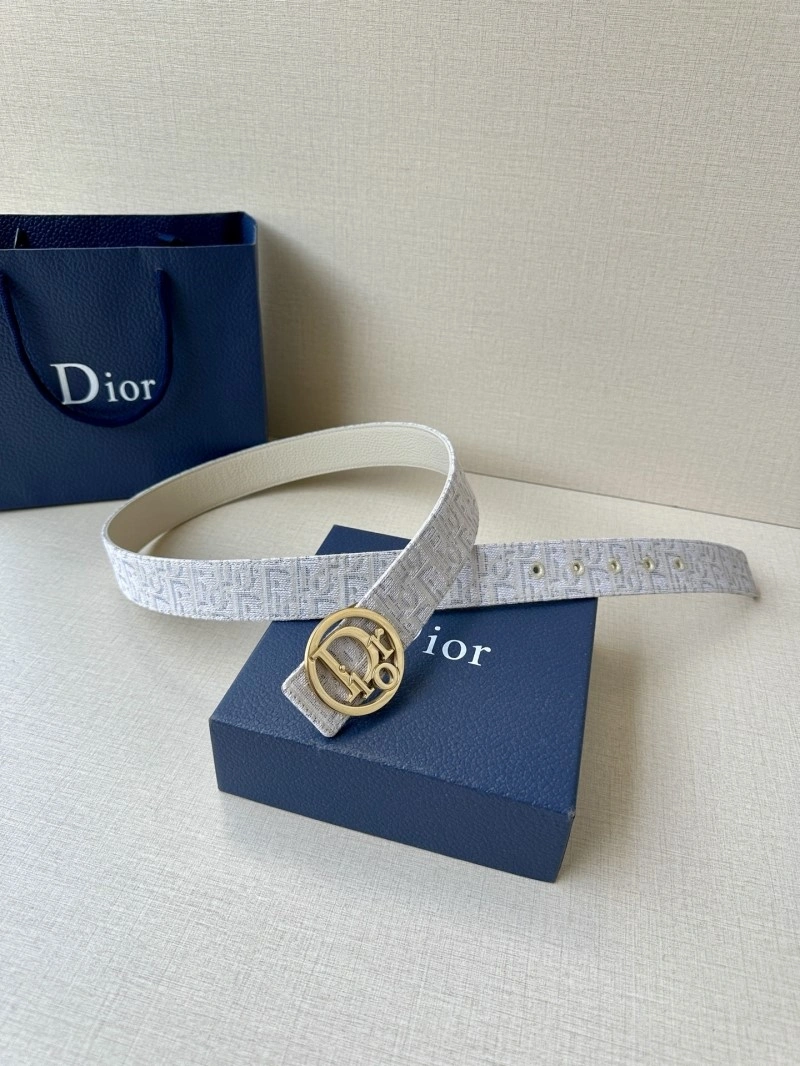 Accurate model Christian Dior Belts
