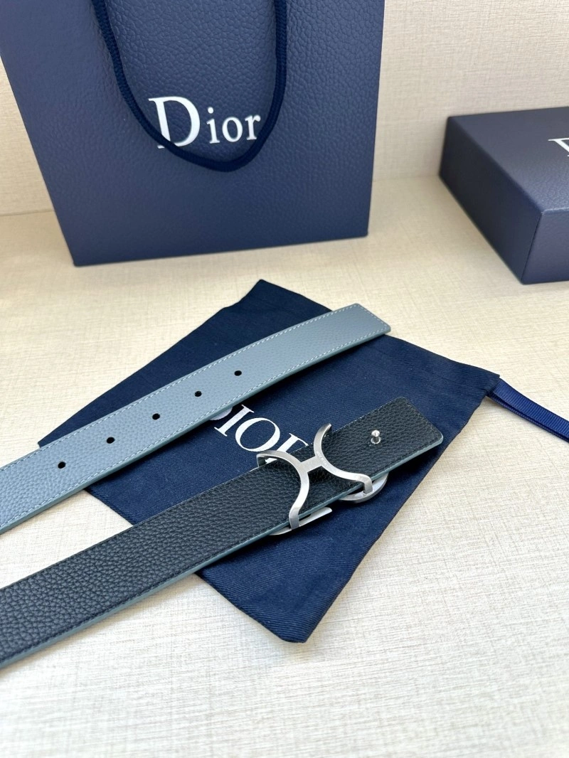 Low-cost Christian Dior Belts