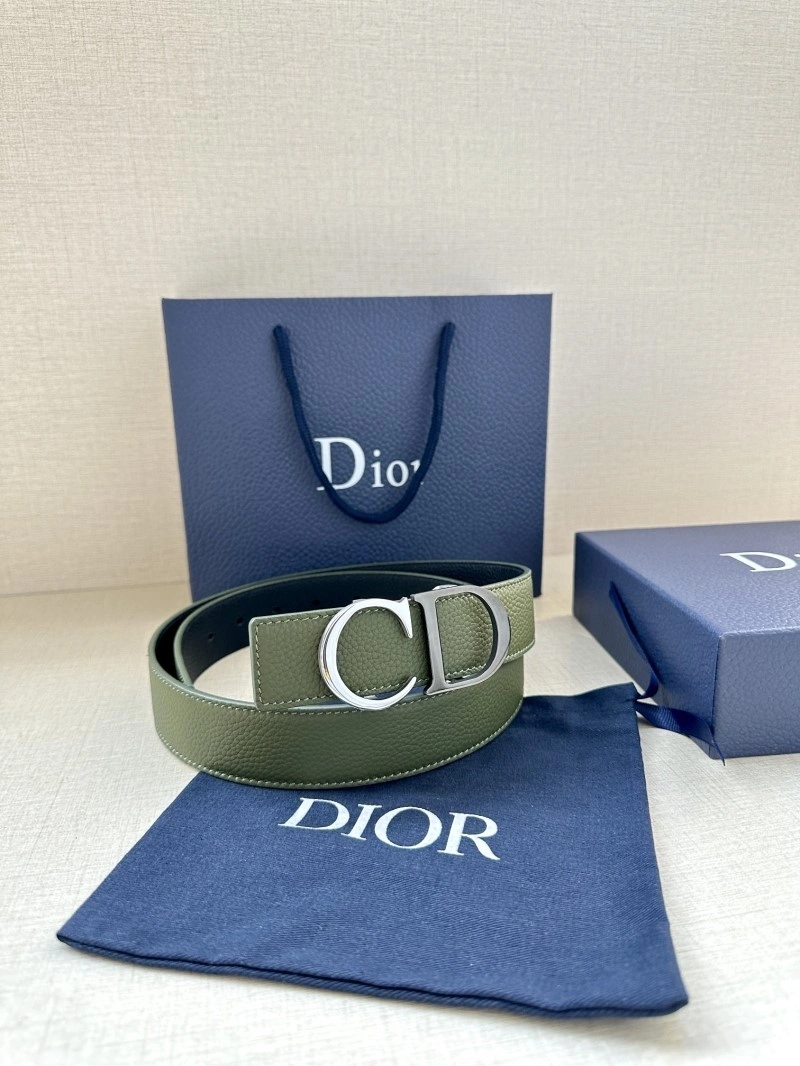 Accurate model Christian Dior Belts