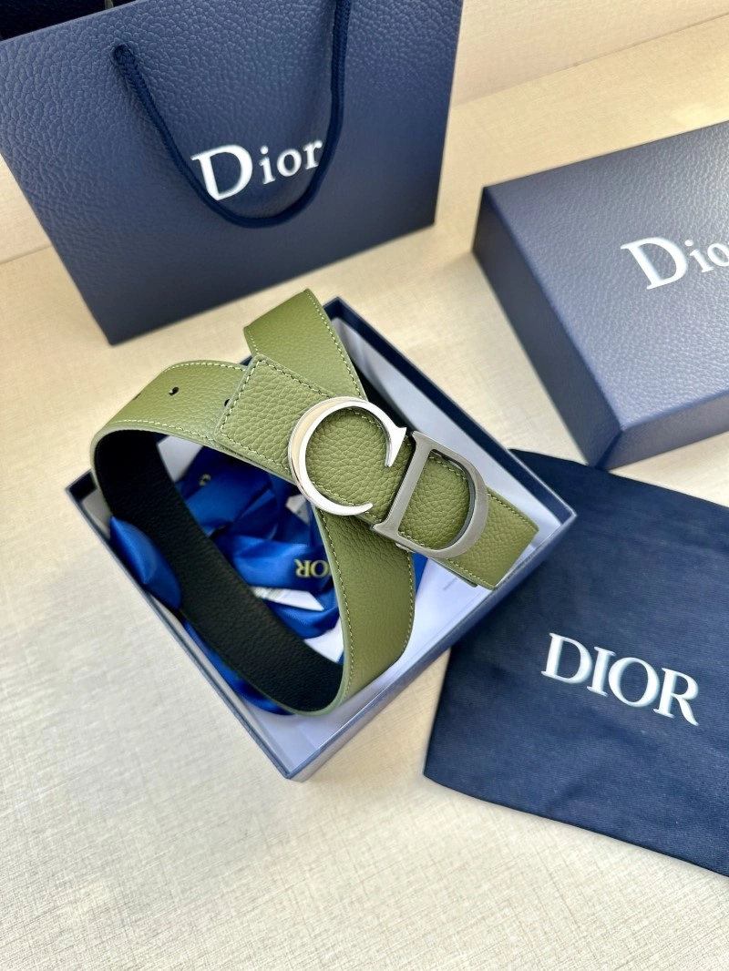 Accurate model Christian Dior Belts