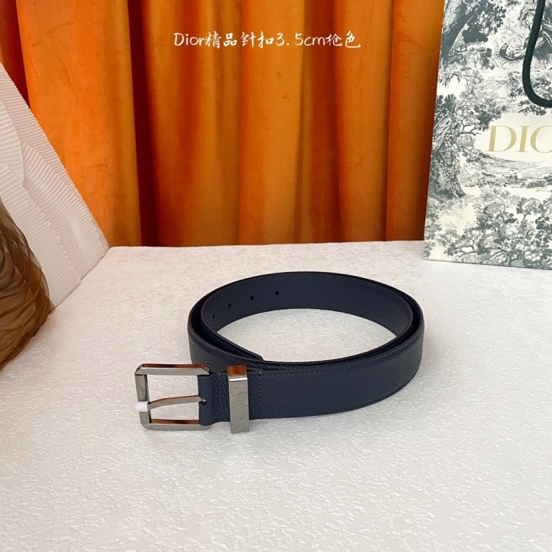 Accurate model Christian Dior Belts