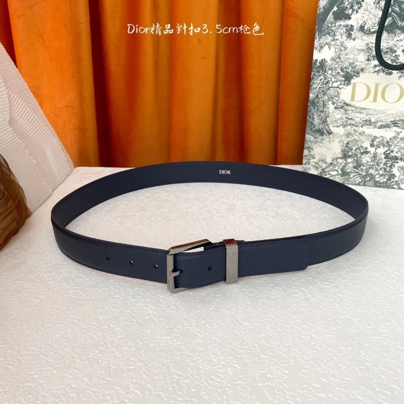 Accurate model Christian Dior Belts