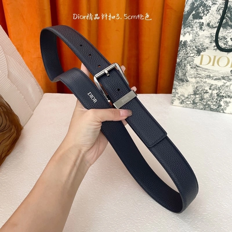 Accurate model Christian Dior Belts