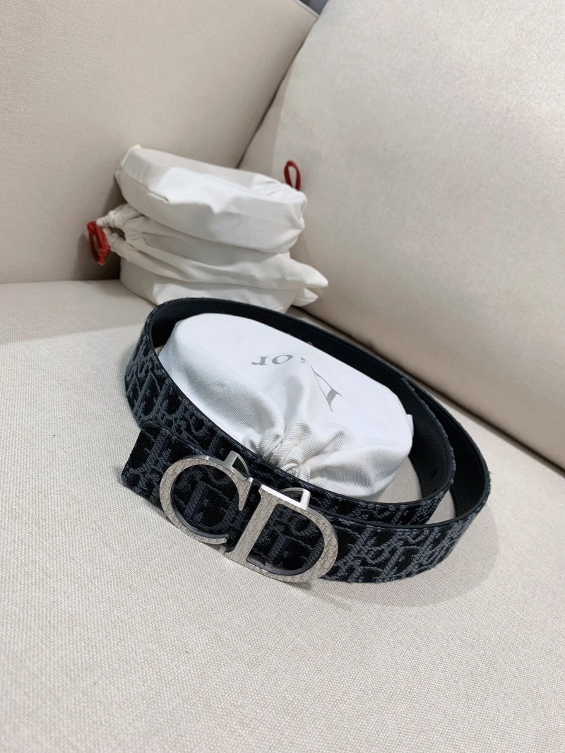 Low-cost Christian Dior Belts