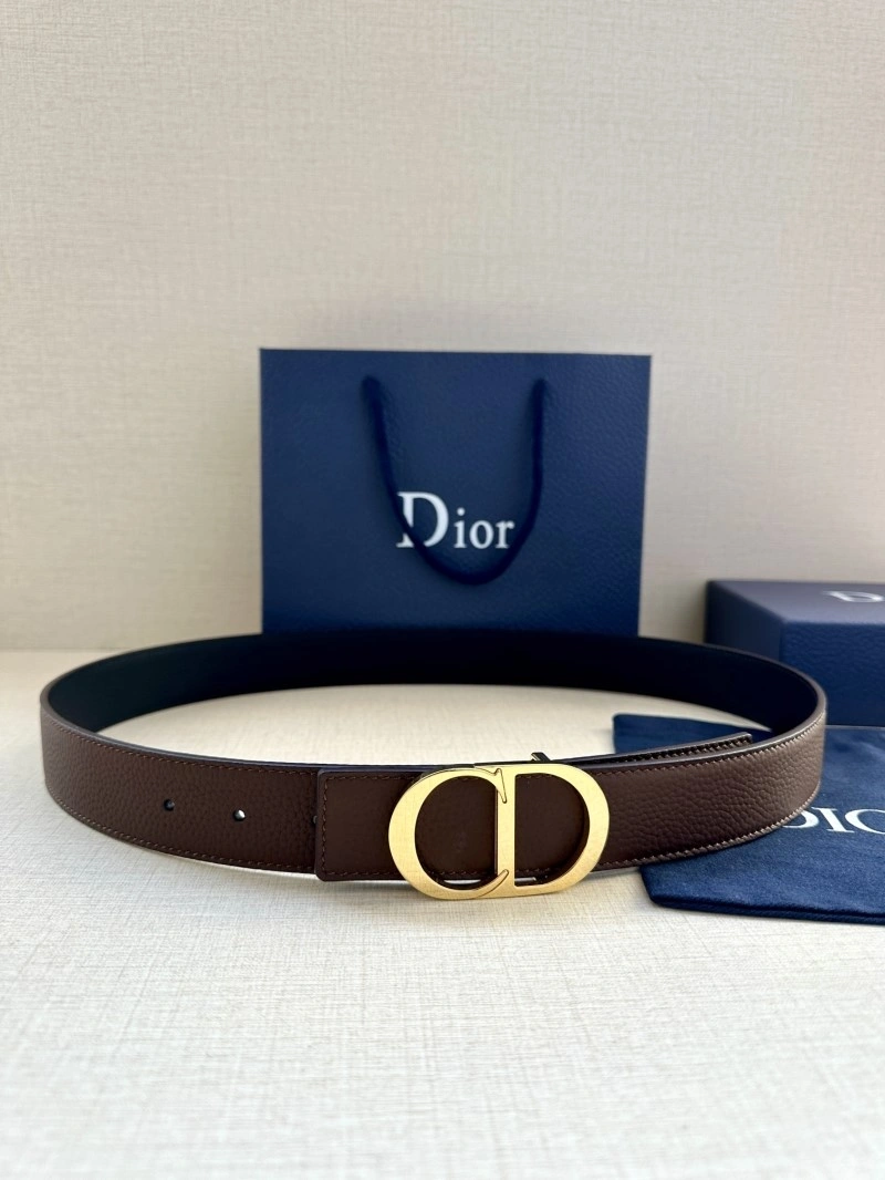Accurate model Christian Dior Belts