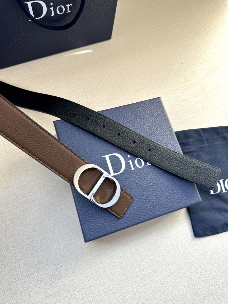 Accurate model Christian Dior Belts