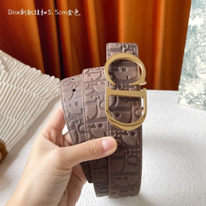 Low-cost Christian Dior Belts