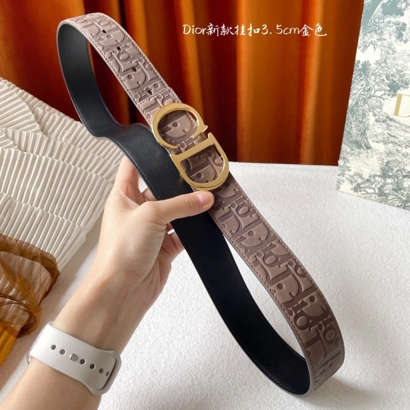 Low-cost Christian Dior Belts