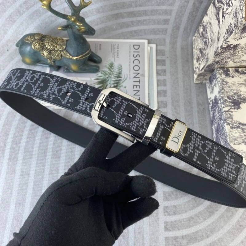 Top mirror Christian Dior Belts