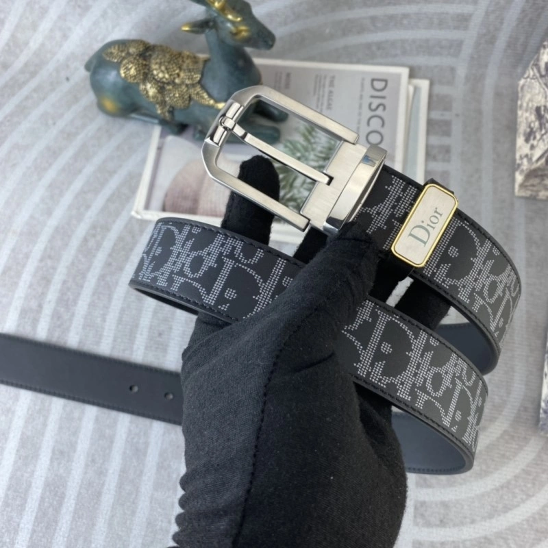 Top mirror Christian Dior Belts