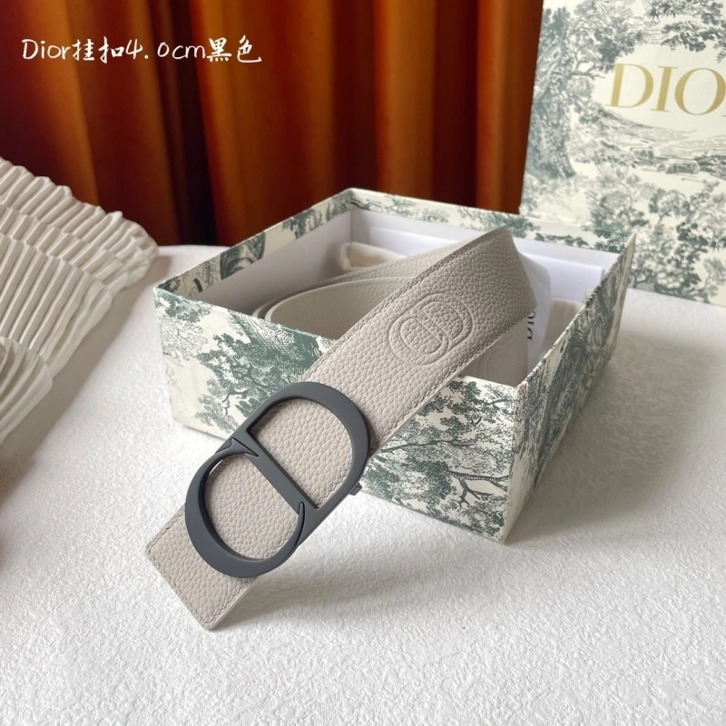 Top mirror Christian Dior Belts