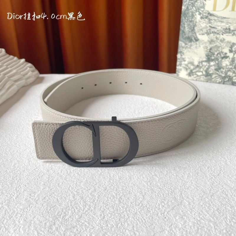 Top mirror Christian Dior Belts